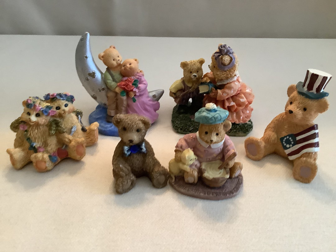 Bear Figurine Collectors Collection of 6 Miscellaneous Resin Bear ...