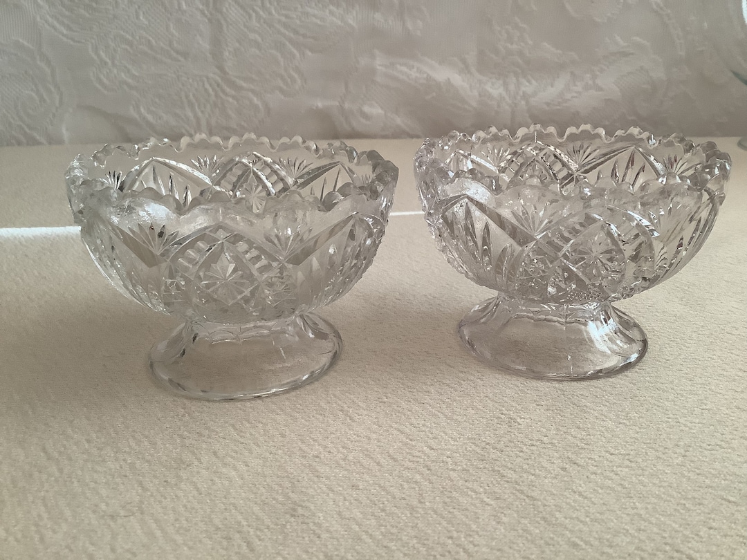 Vintage Bryce Higbee Glass Arrowhead in Oval Pattern Also Known as ...