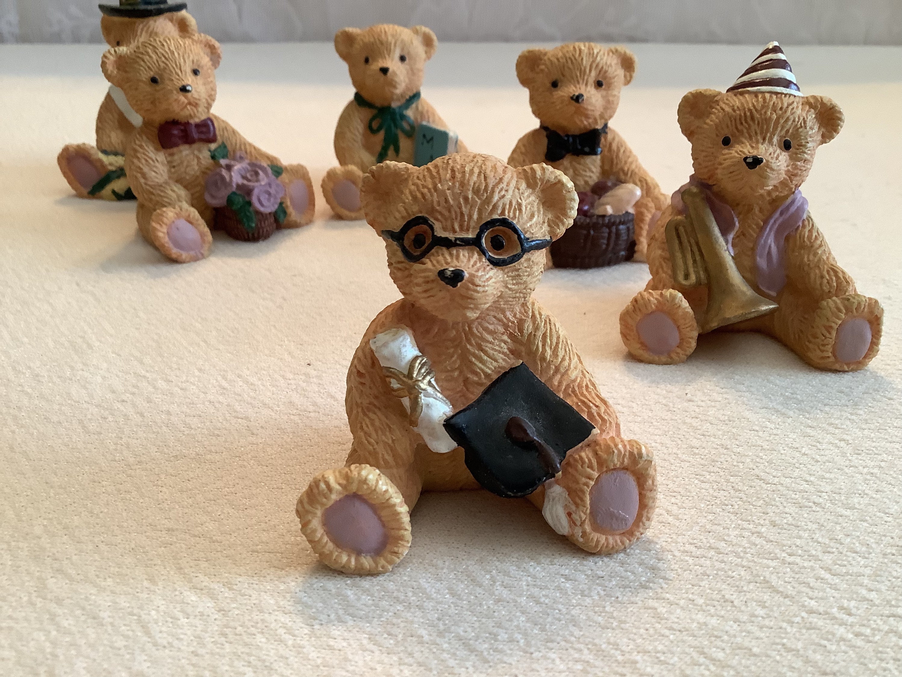 Bear Figurine Collectors Collection of 6 Resin Bear - Etsy