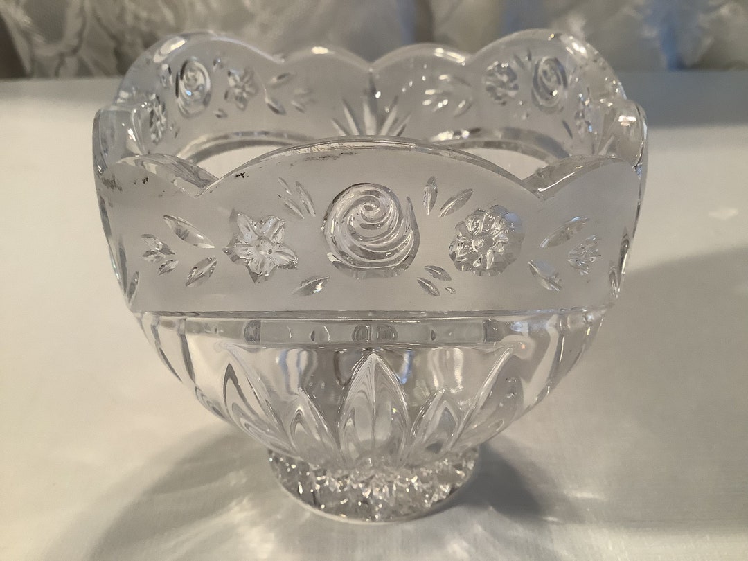 Vintage Oneida Crystal Southern Garden Rose Scalloped Edge Candy/nut ...