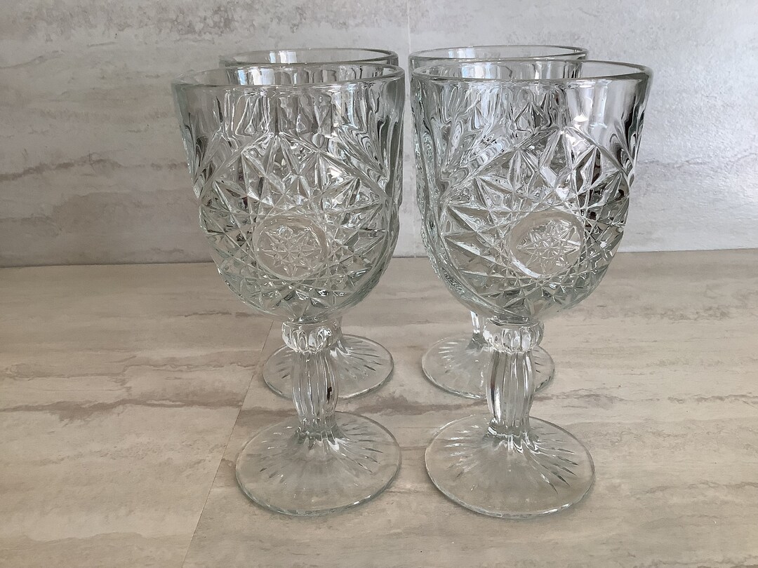 Vintage Libbey Glass Company Hobstar Pattern Clear Glass Water Goblet With Star and Ribbed Stem ...