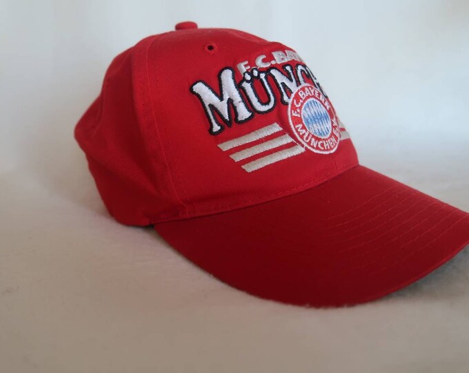 Football Strapback Hat. Vintage 90s. Bayern Munchen FC. Universal ...