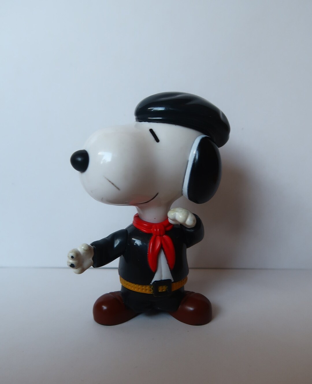 Snoopy Action Figure. Beagle Dog. Argentina Gift. Mcdonald's Happy Meal ...