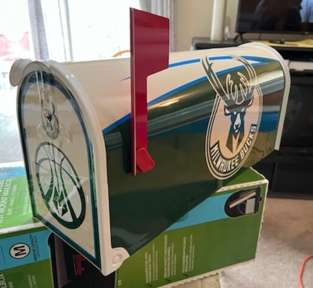 Milwaukee Bucks Mailbox - Etsy