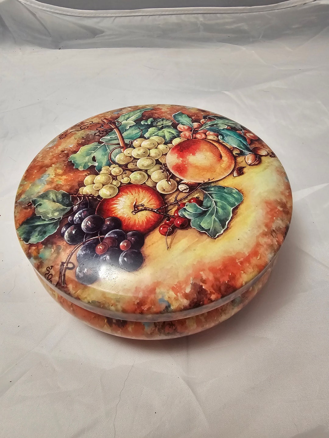 Vintage Daher 1970 Round Fruit Tin - Etsy