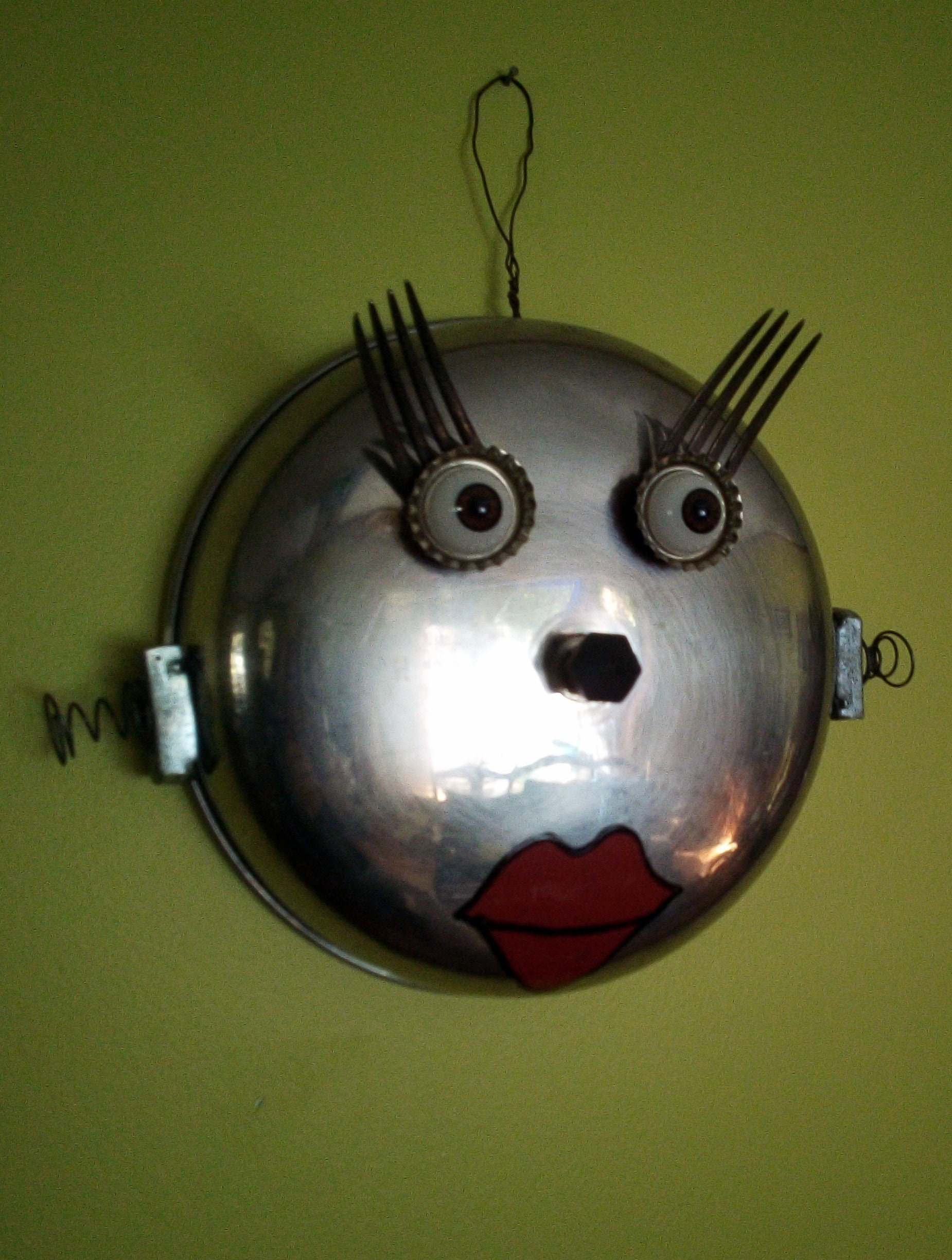 Quirky Alien Lady Face Metal Sculpture Unique and Funny Home Decor Wall ...