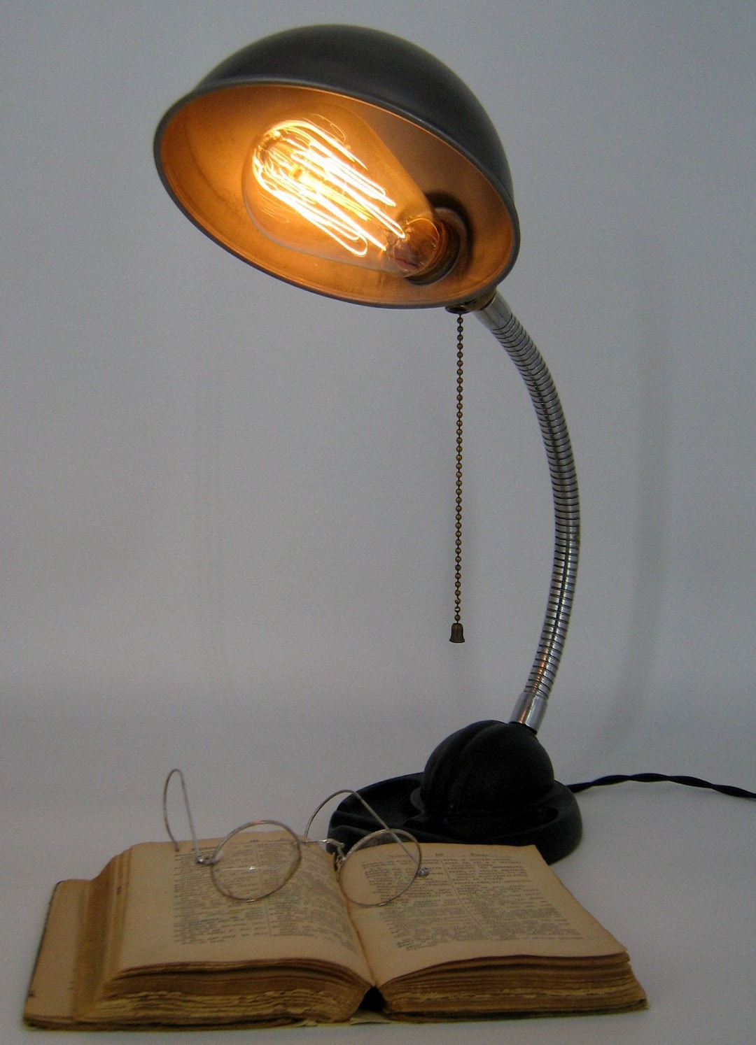 Antique Industrial Retro Task Lamp | 1940s Art Deco Style | Fully ...