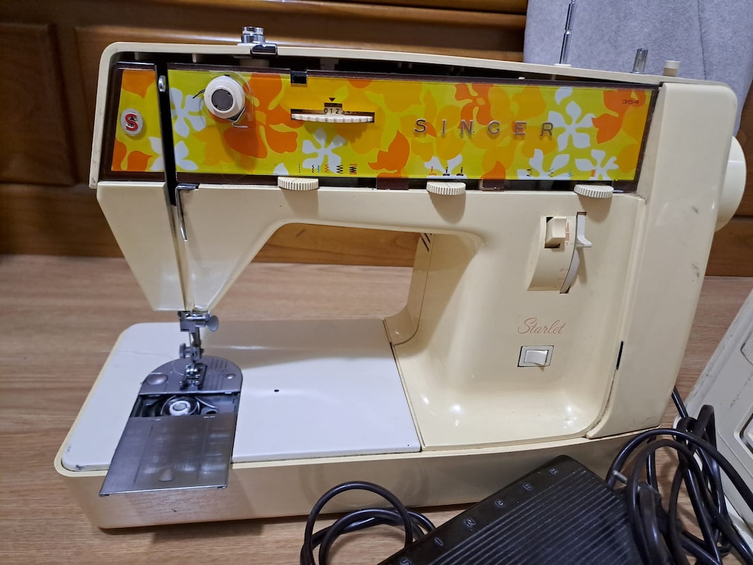 Rare Vintage Singer Starlet 354 Genie Floral Sewing Machine From the ...
