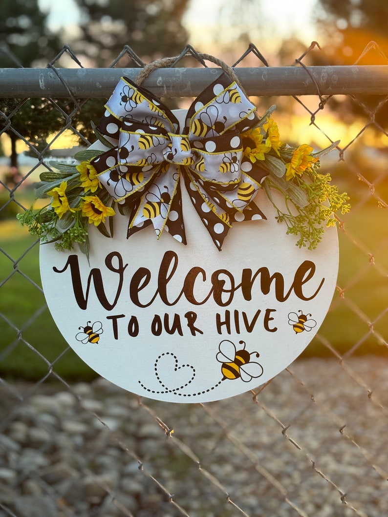Welcome to Our Hive Door Hanger Cute Bee Door Wreath Summer Bee Door ...