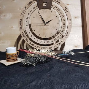 14.9" (38cm) Desk Calender Vintage-style Wooden Desk Clock, Elegant ...