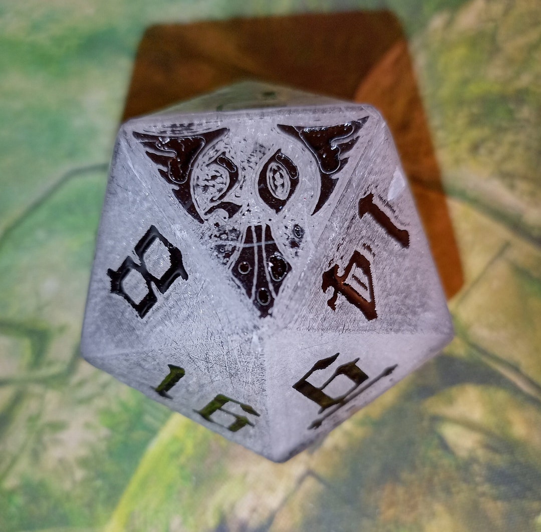 Light up D20 (basic) | Dungeons and Dragons Custom 20 Sided Gaming Dice ...