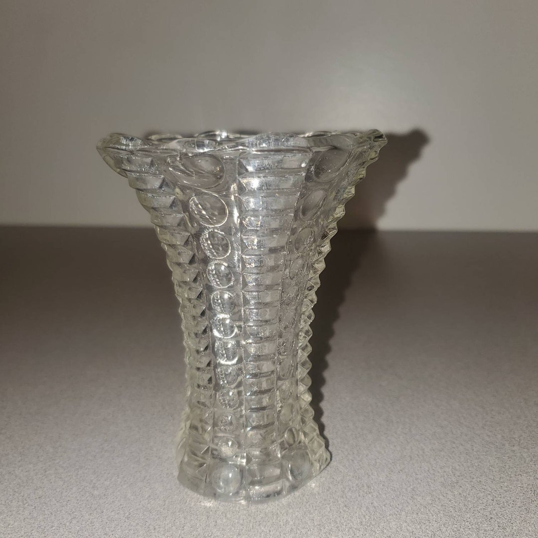 Vintage Indiana Glass Vase - Etsy