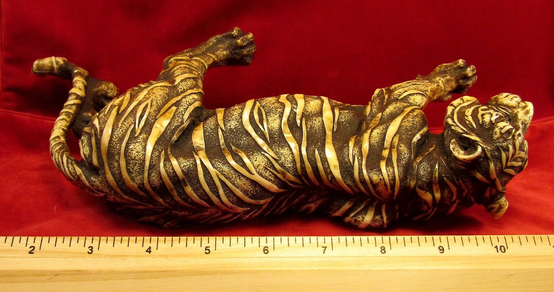 Carved Polyresin Walking Tiger Sculpture Statue Feng Shui Table Decor ...