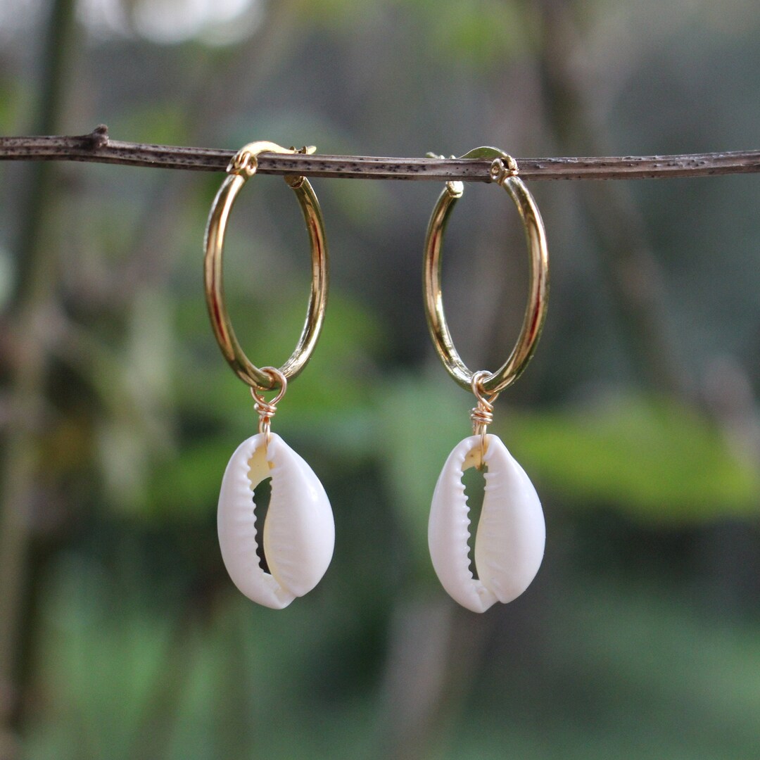 Cauri Shells Hoops Earrings 14k Gold-plated Hoops, Tiny Minimalist ...