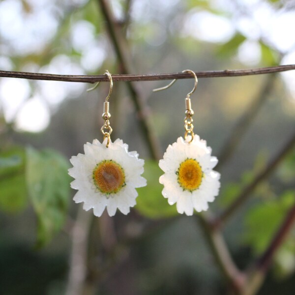 Daisy Earrings - Etsy