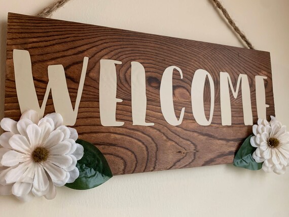 Groovy Welcome Sign - Etsy