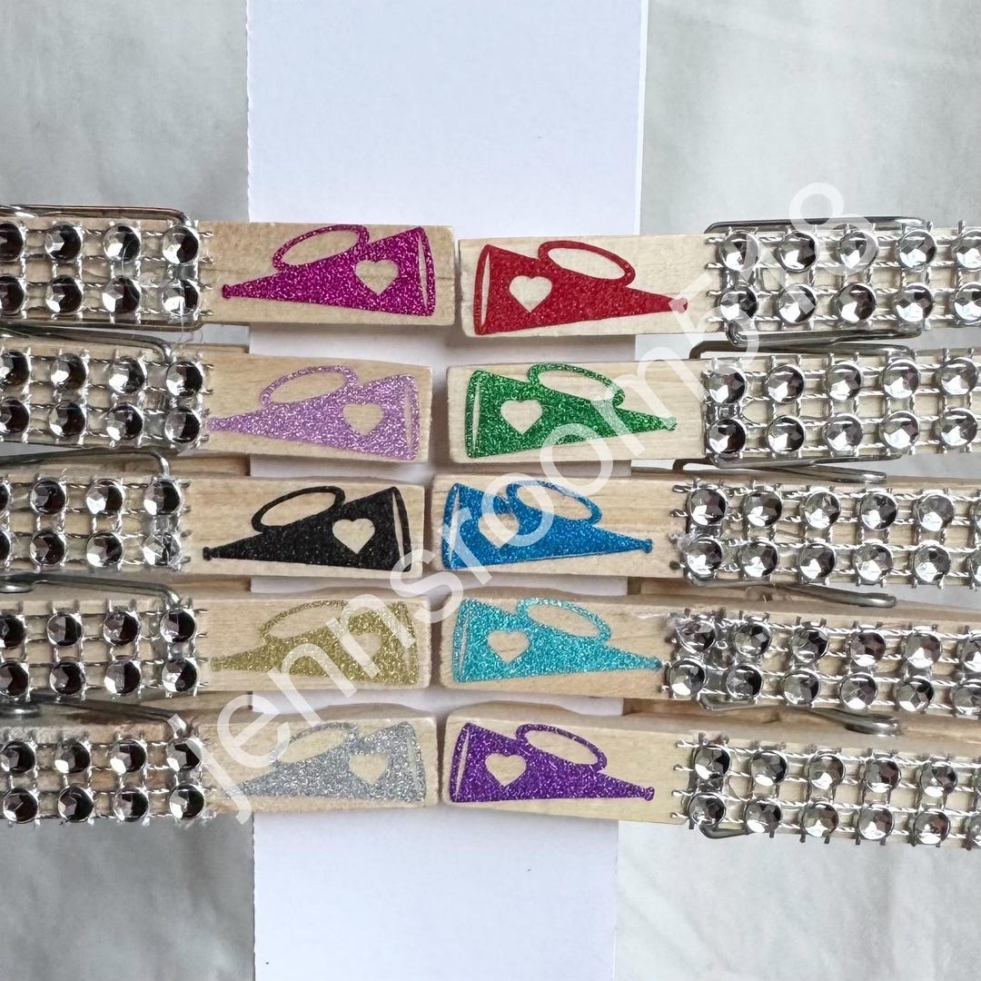 Spirit Competition Pins, 50 Glitter Heart Cheer Horns, Megahorn ...