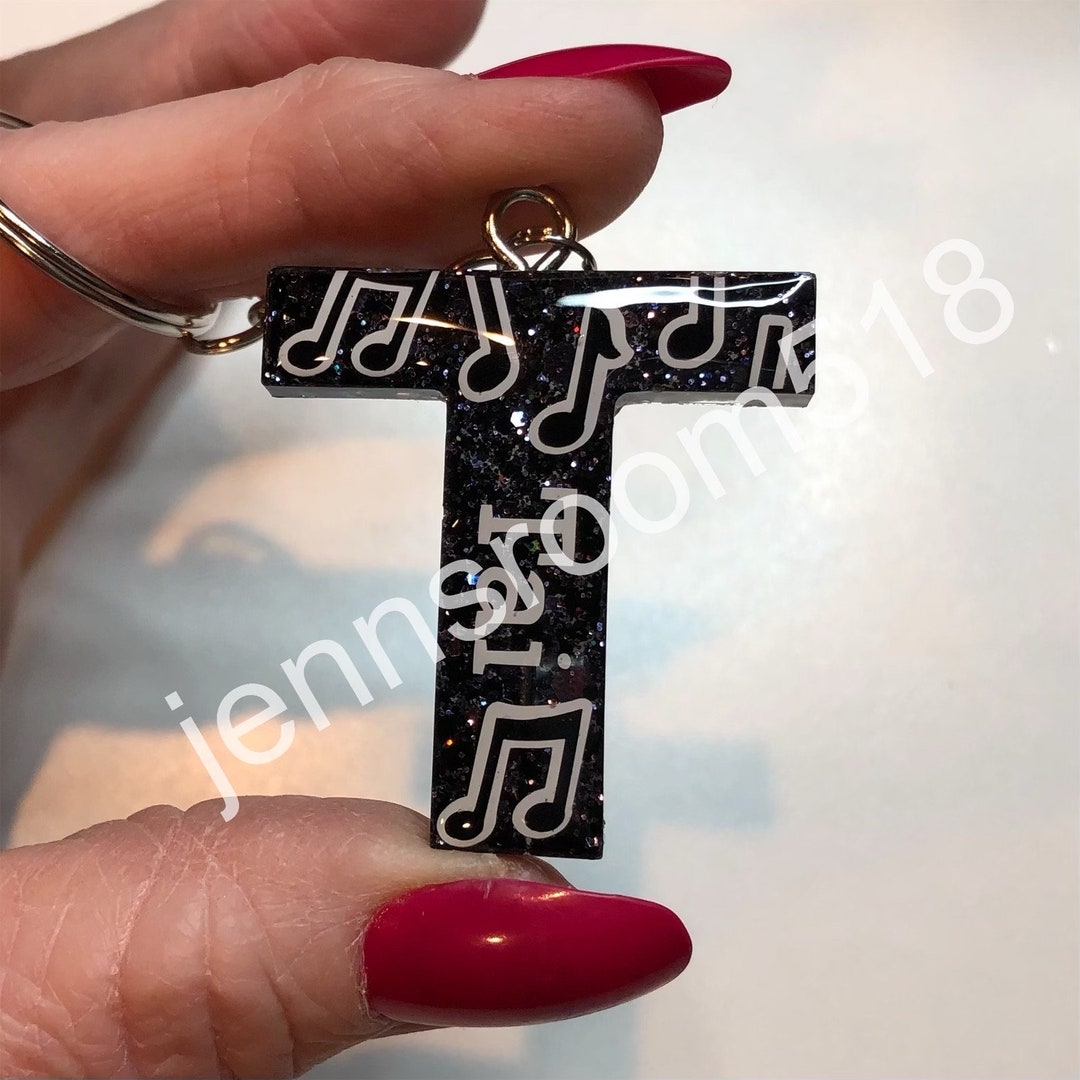 Personalized Music Notes Bag Tag, Drama Keychain, Musical Theatre Gift ...