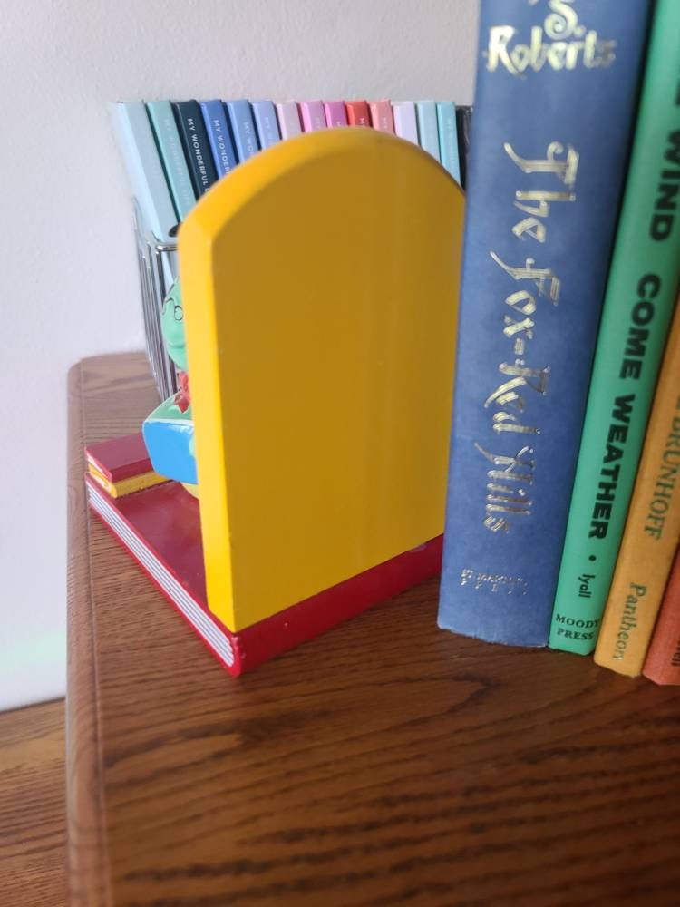 Vintage Set of Rainbow Books and Vintage Bookworm Bookends - Etsy