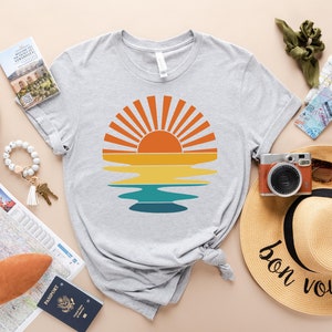 Retro Sunset Rays Wavy Shirt, Sun Shirt, Retro Sunshine Shirt, Sun Rays ...