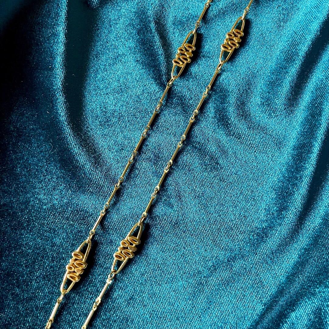 Vintage Gold Tone Extra Long Chain With Stylized Open Geometric Links ...