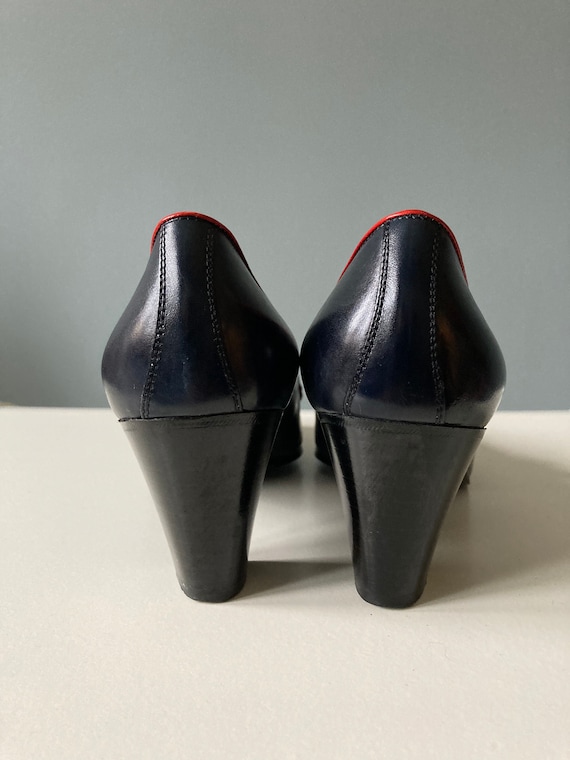 Céline 1970s navy red leather pumps, golden details /… - Gem