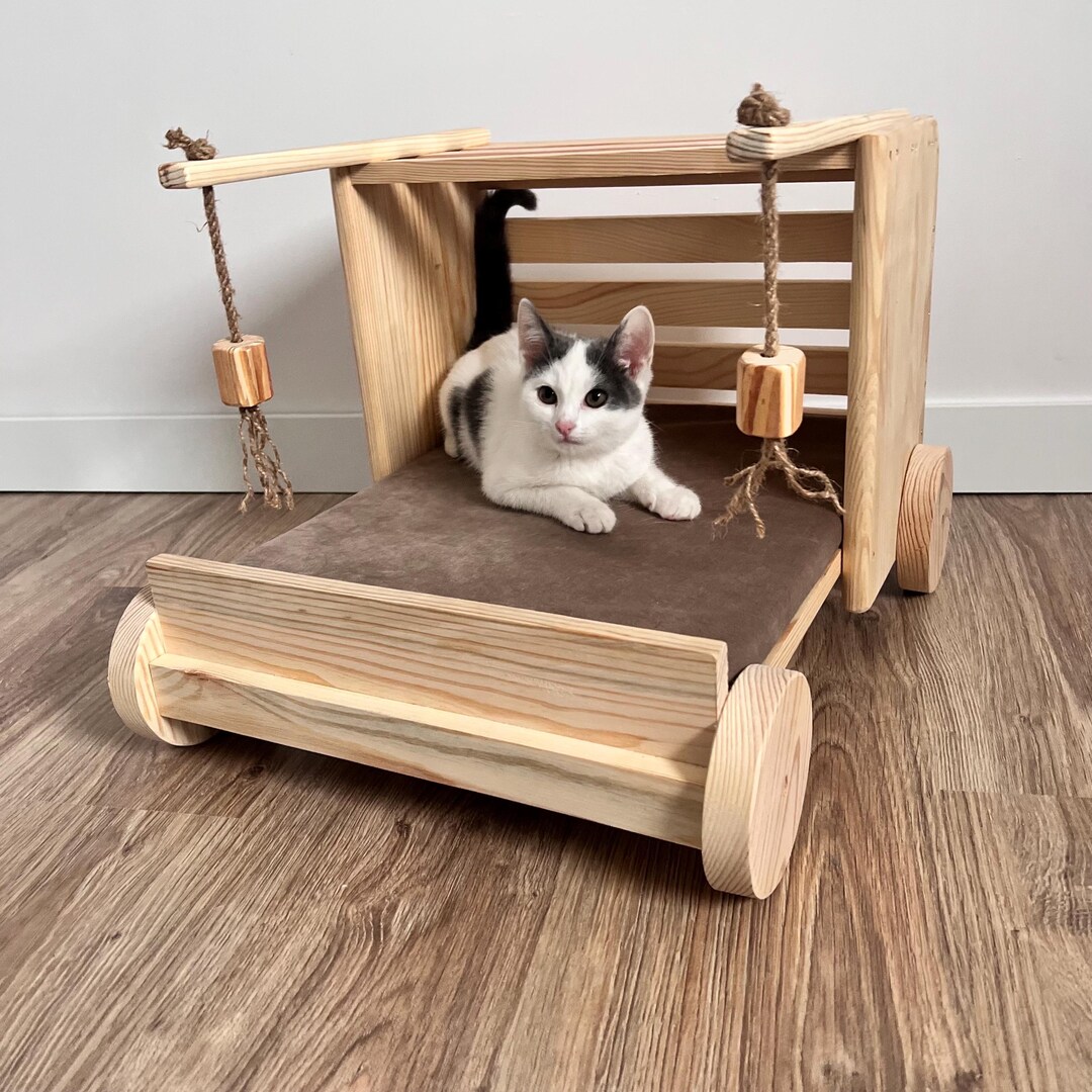 Cat Bed, Cozy Cat Bed, Cute Cat Bed, Warm Cat Bed, Large Cat Bed, Cat ...