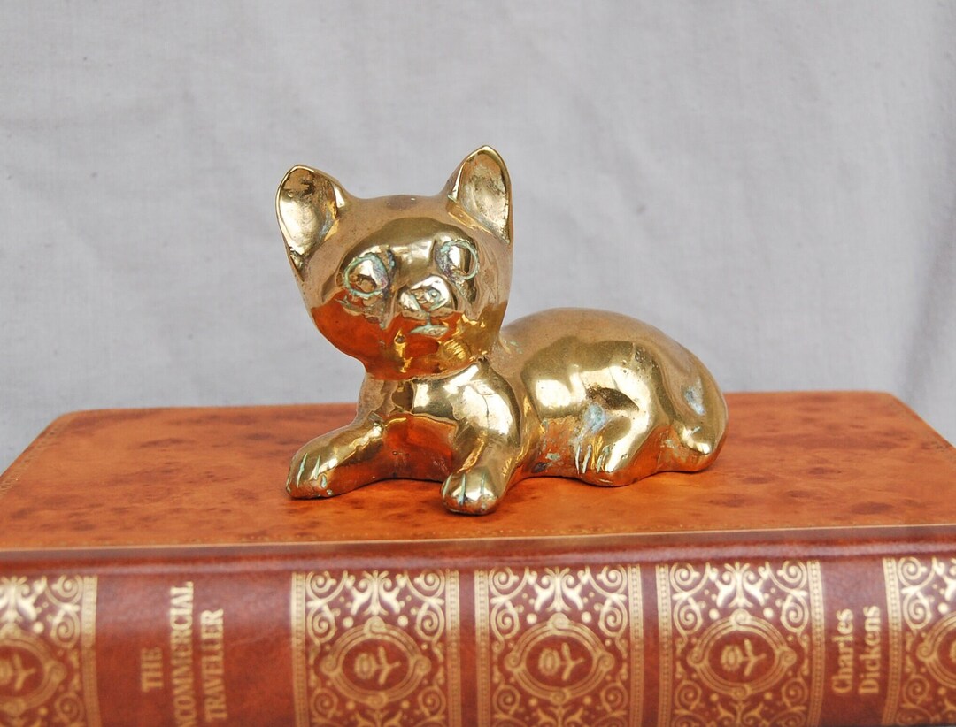 Vintage Brass Cat Figurine Brass Animal Paperweight Vintage Figurine ...