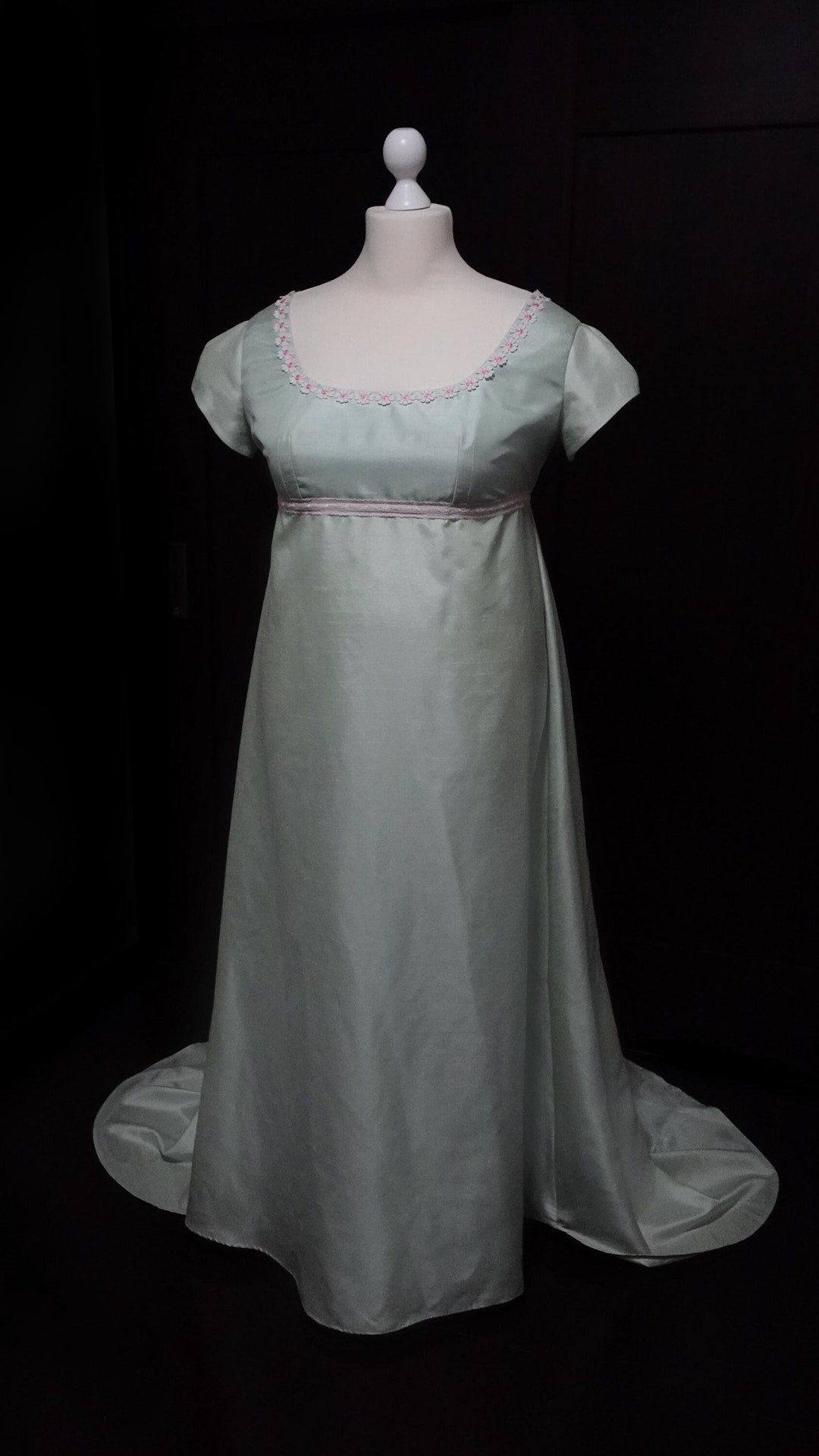 Light Green Regency Dress Gown, Ballgown, Faux Silk With Train, Jane ...