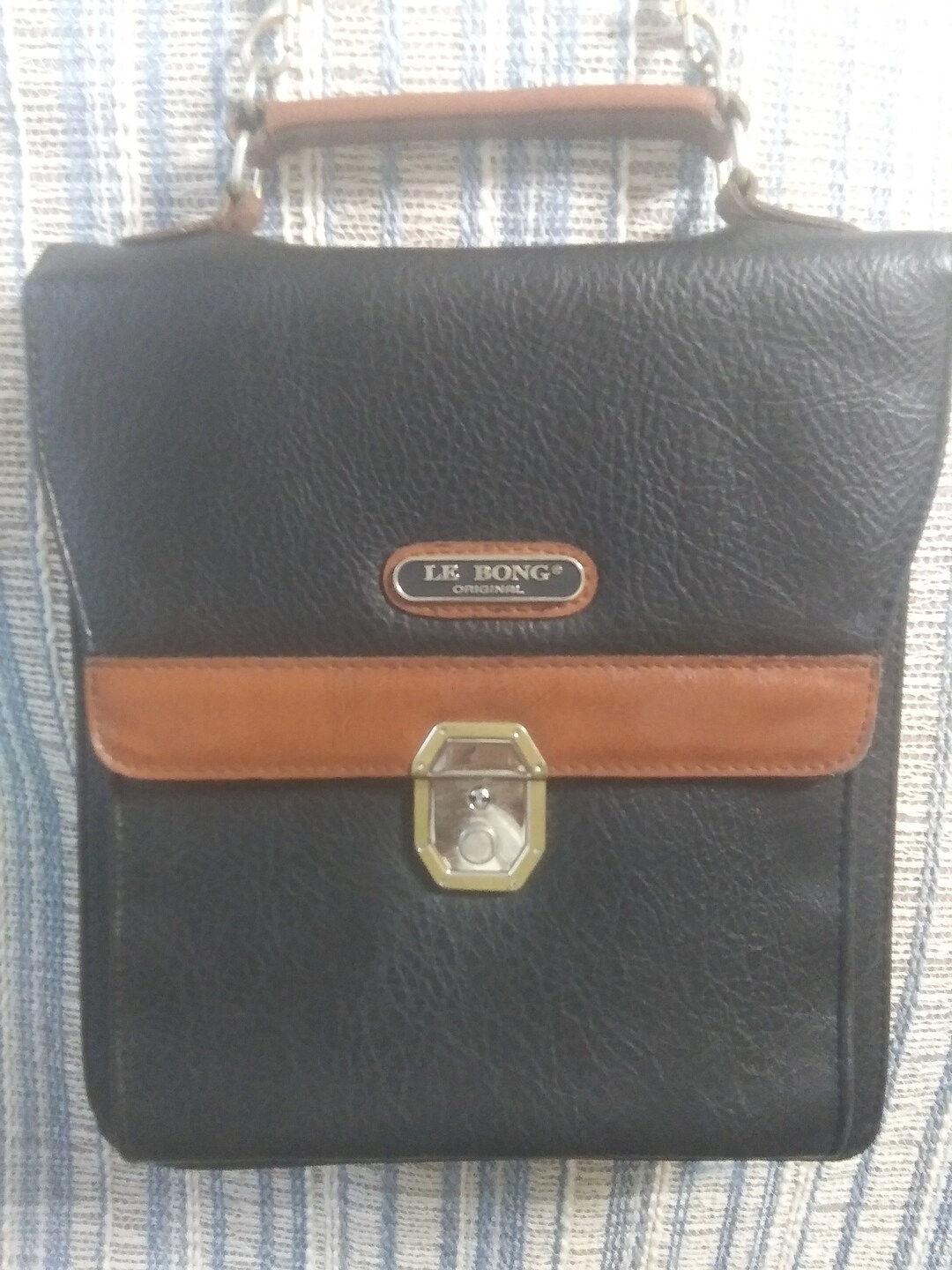 Le Bong Original Locking Purse - Etsy