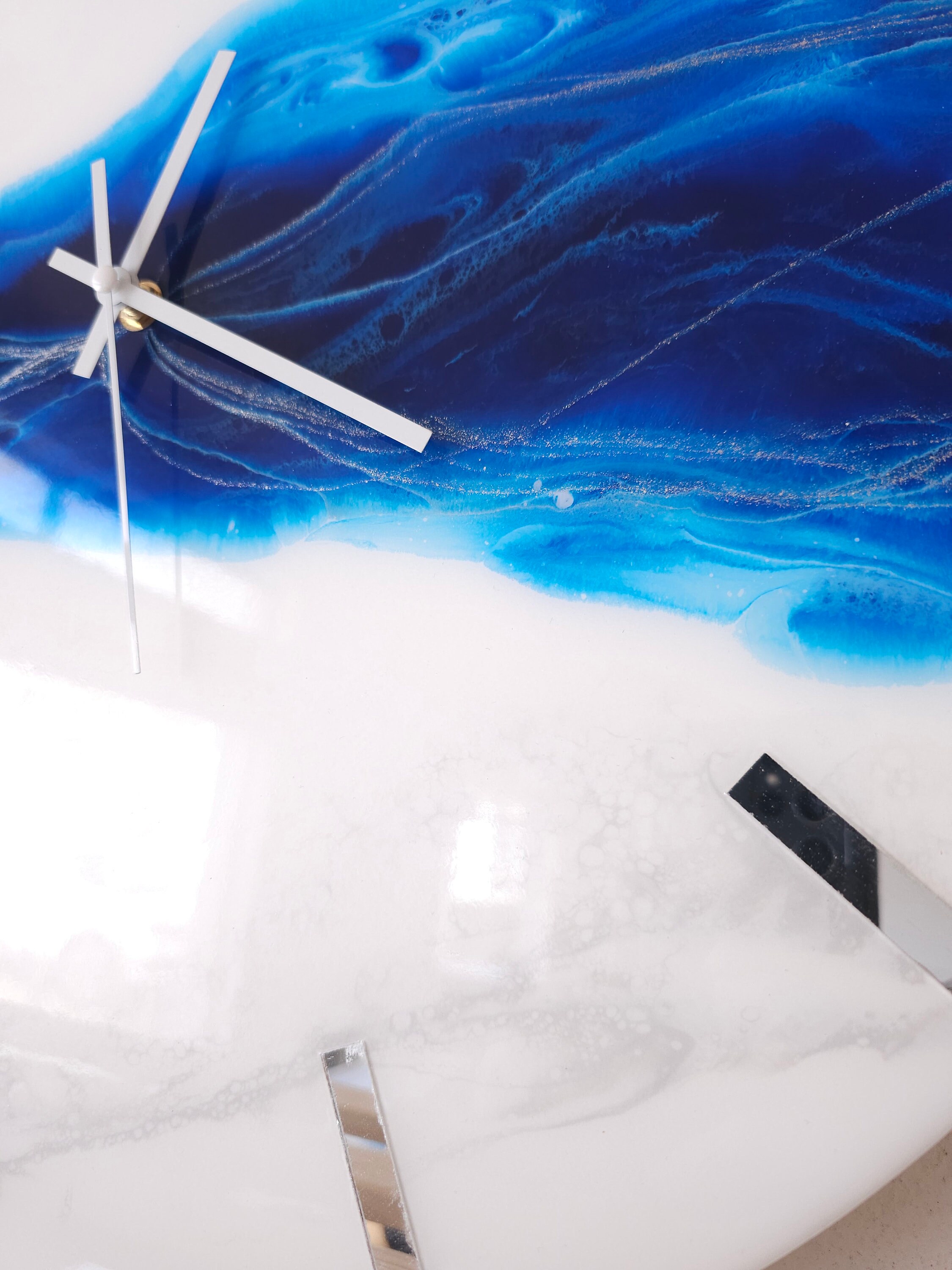 River Wall Clock | Handmade | Circle | Home Decor | Quartz | Resin ...