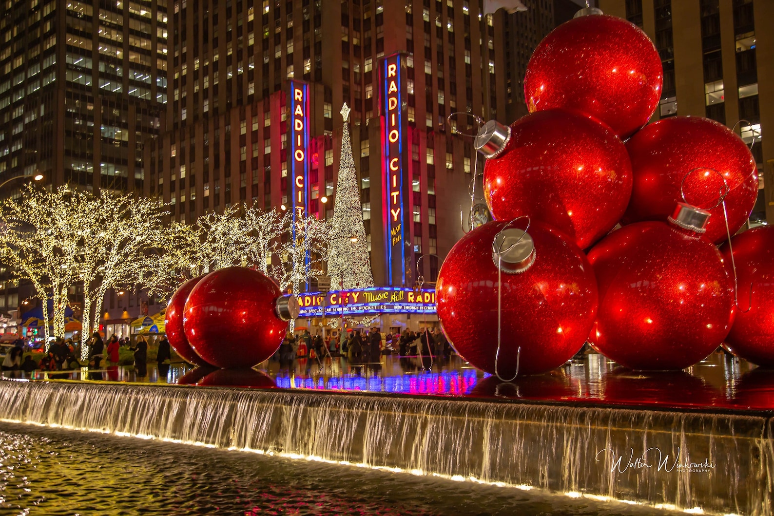Radio City Music Hall Christmas Season Rockefeller Center Artwork - Etsy