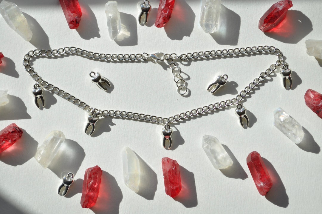 Tooth Choker //// Molar Necklace // Chain Necklace // Alt Edgy ...