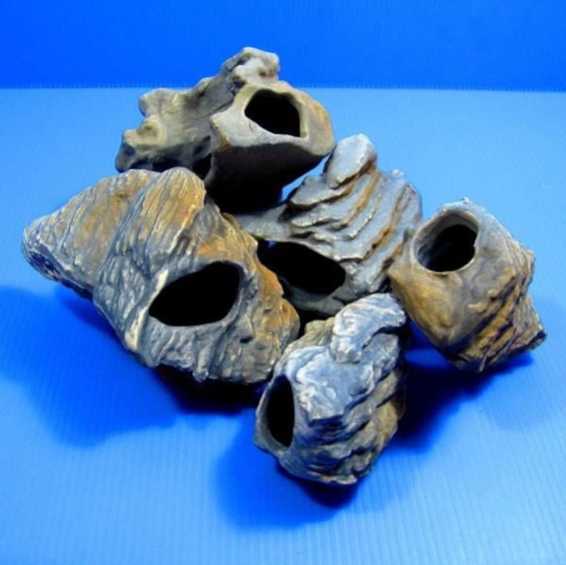 Fish Stones Aquarium Rock Cave Ceramic Decoration for Fish Tank ...