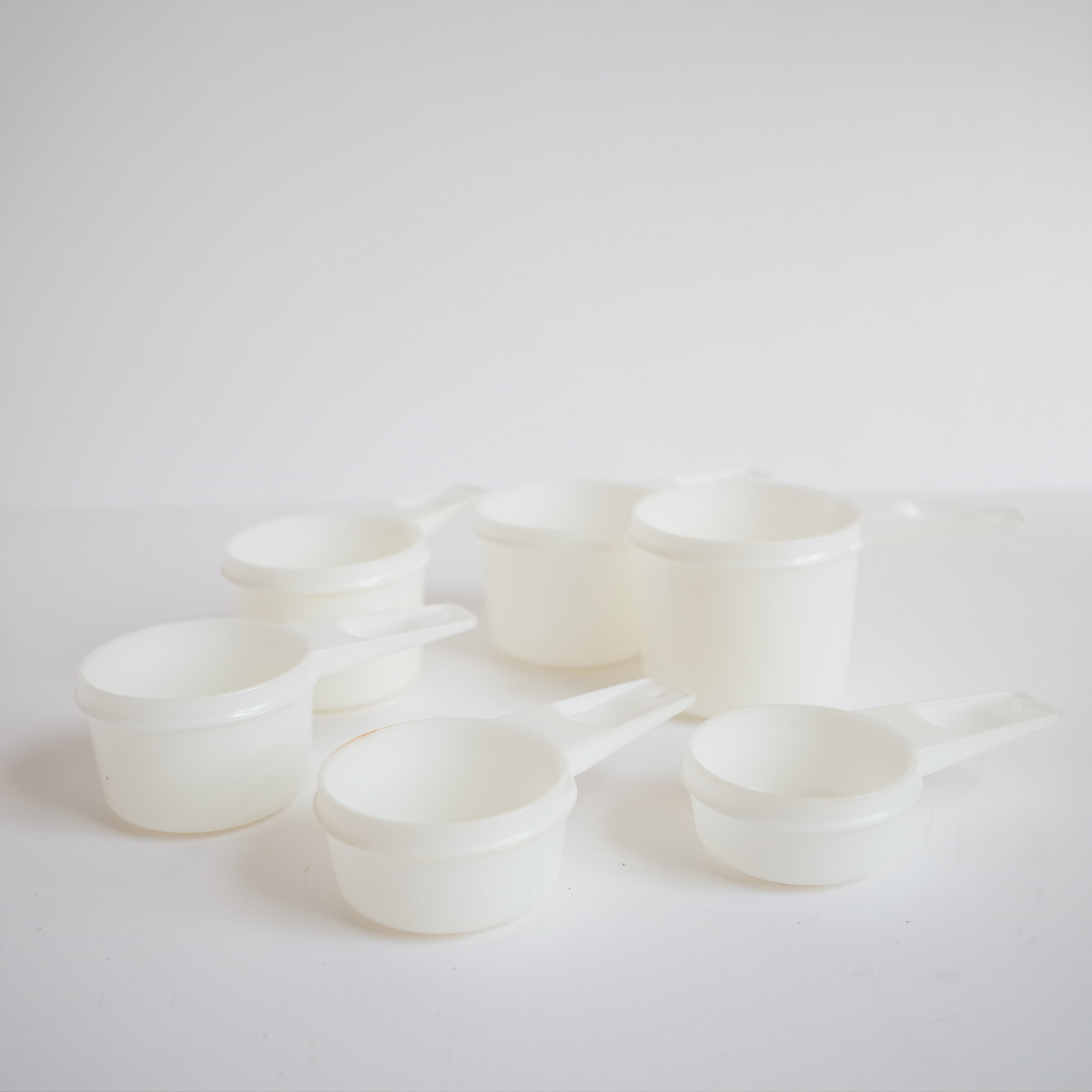 Tupperware Measuring Cups Vintage - Etsy