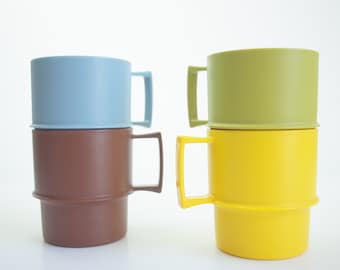 1990s Tupperware Coffee Mugs Set of 3 Stackable Cups Forest Green ...