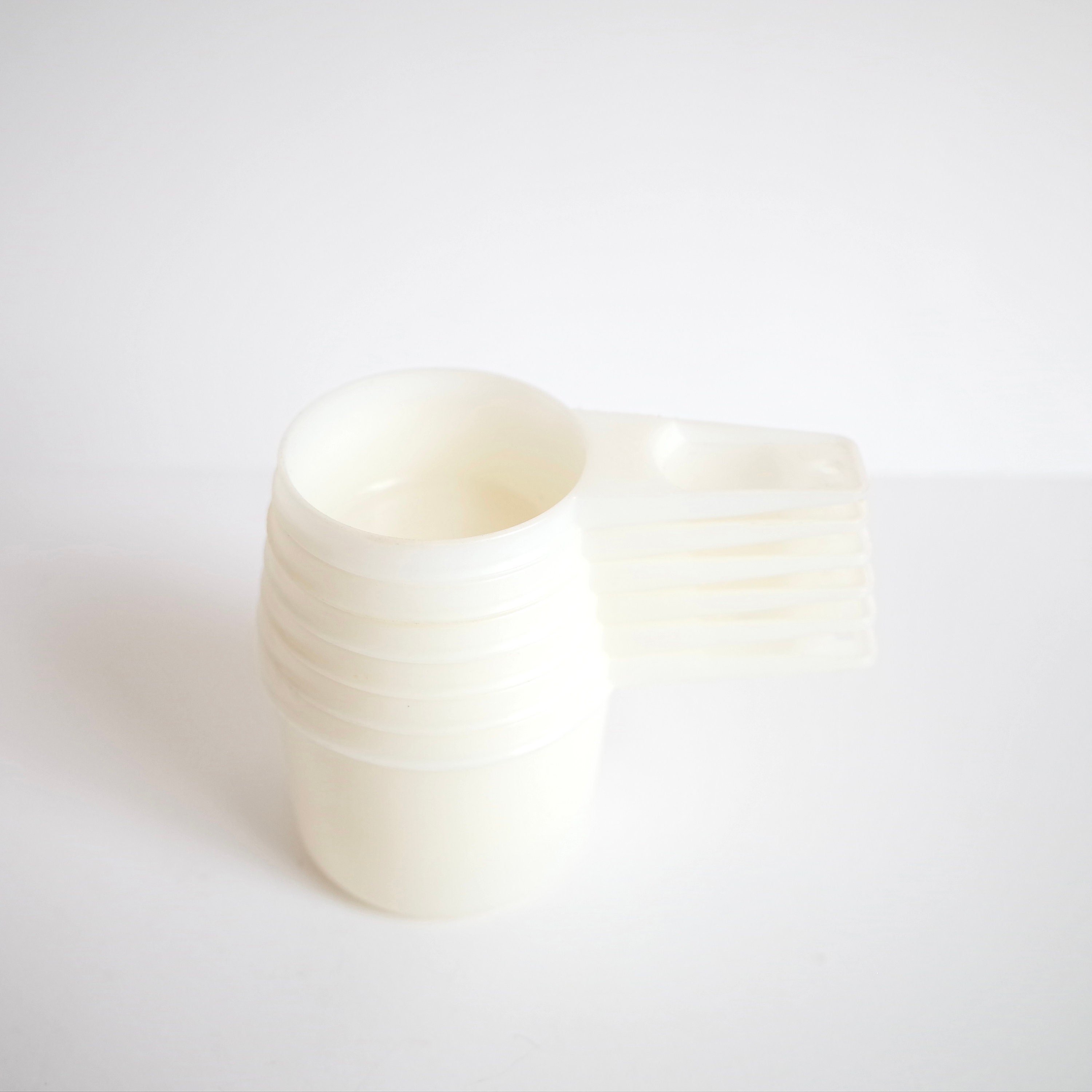 Tupperware Measuring Cups Vintage - Etsy