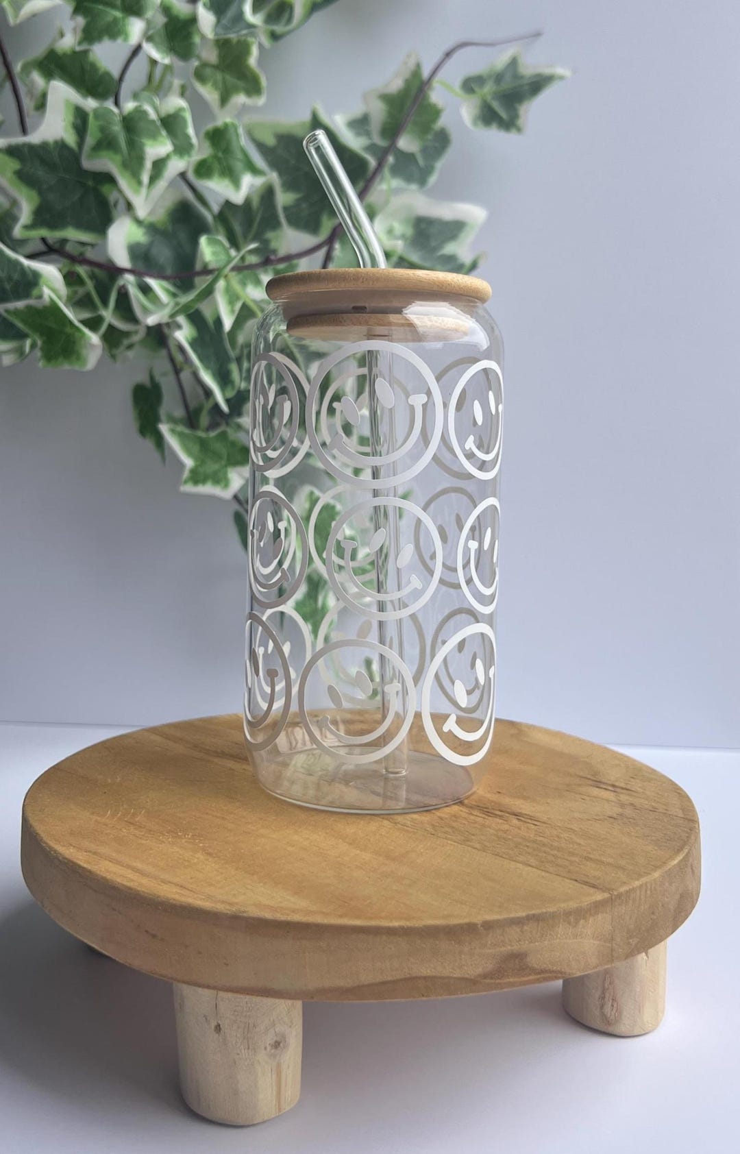 Customizable Smiley Face Iced Coffee Glass With Bamboo Lid & Straw - Etsy