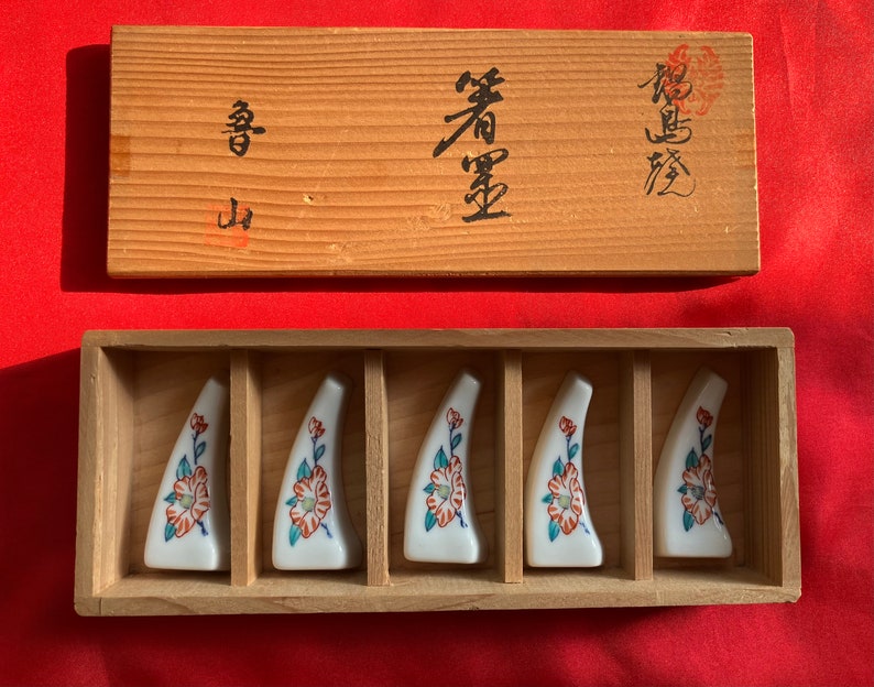 Vintage Japanese Hashioki Chopstick Rests and Tomobako Box - Etsy