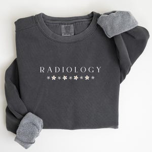 Comfort Colors® Xray Tech Sweatshirt, Xray Technologist Sweater, Daisy ...