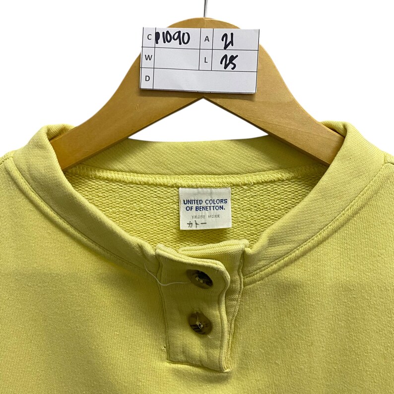 Vintage United Colors of Benetton Sweatshirt Benetton Crewneck United ...