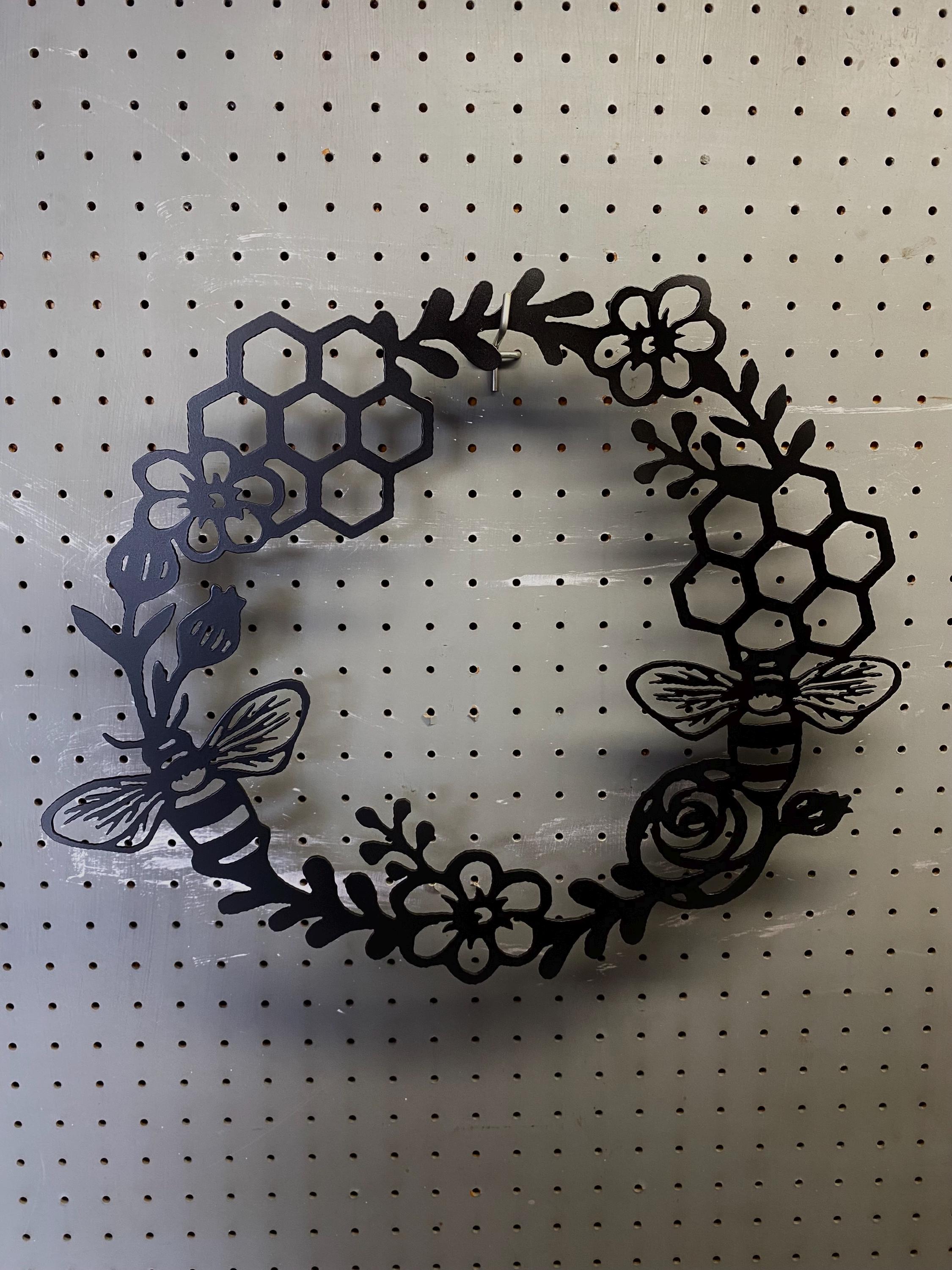 Metal Bee & Hive Wreath - Etsy