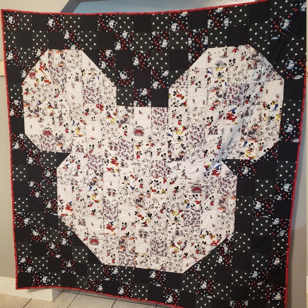 Mickey Mouse Quilt - Etsy