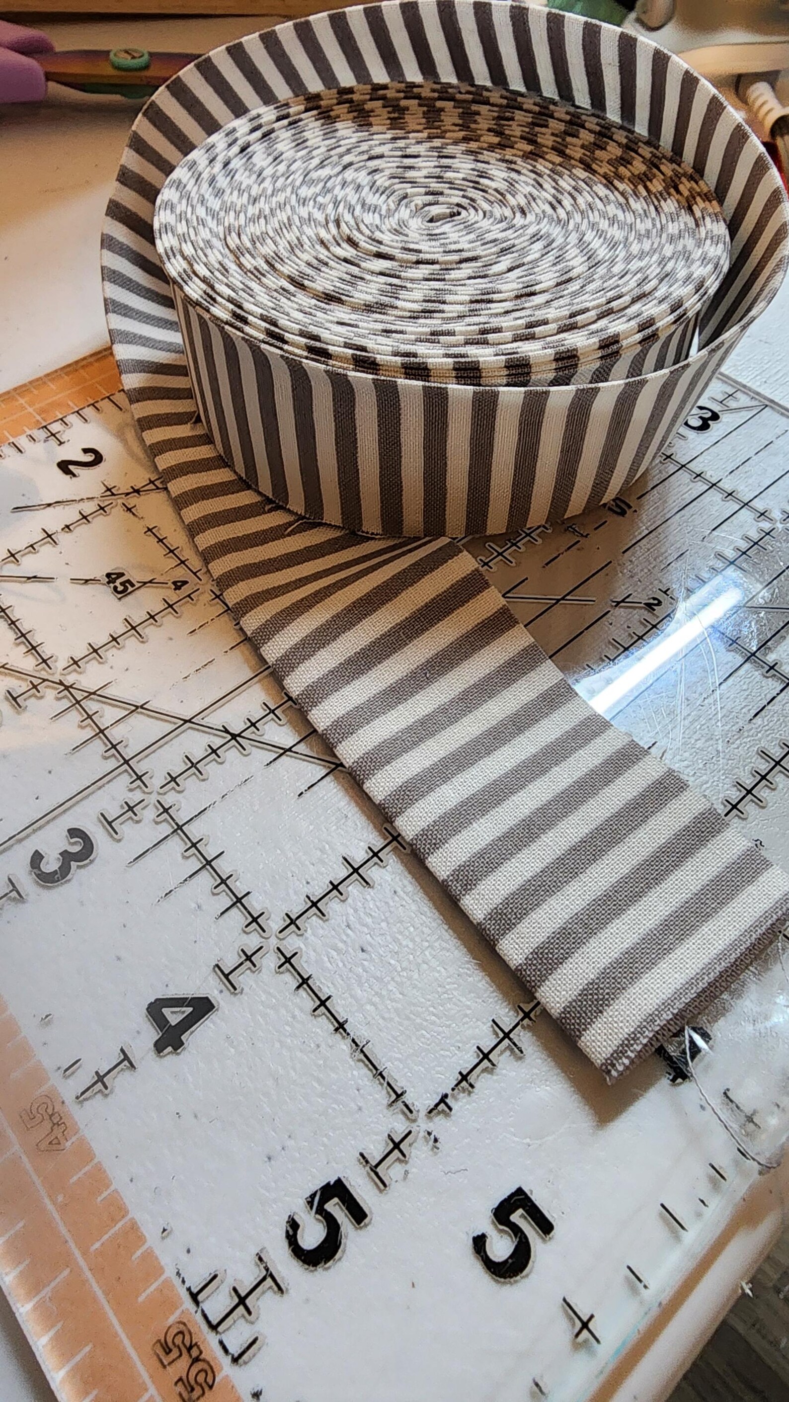 Grey Striped 2 1/2 in Pressed Binding for Quilts, Cotton Fabric, Sold ...