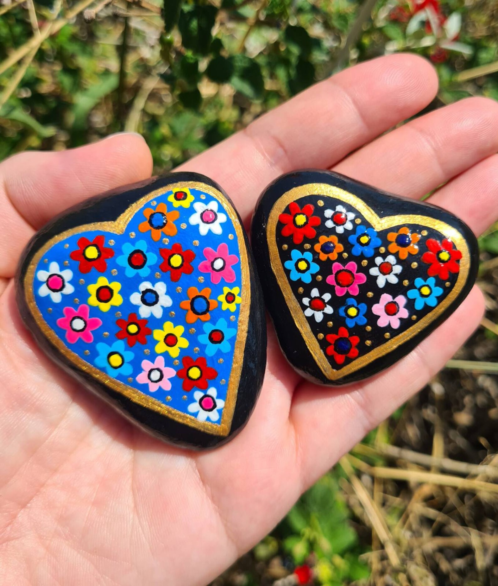 2 Hand Painted Hearts Stones Rocksvalentine's Day - Etsy