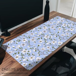 Blue Floral Mouse Pad Round, With Wrist Rest, Ergonomic Keyboard ...