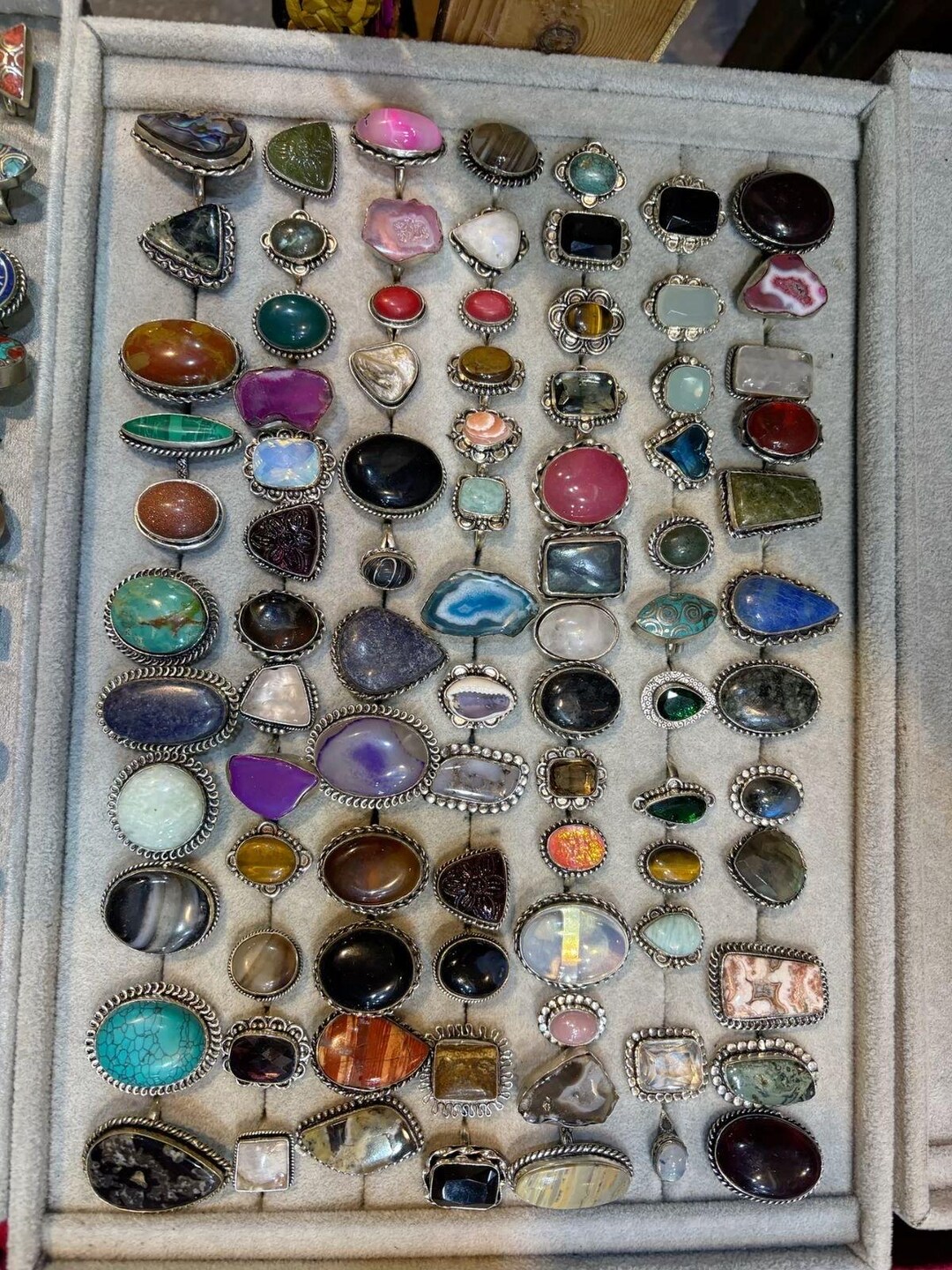 Set of 8 Random Natural Gemstone Rings, Wholesale Big Gemstone Rings ...