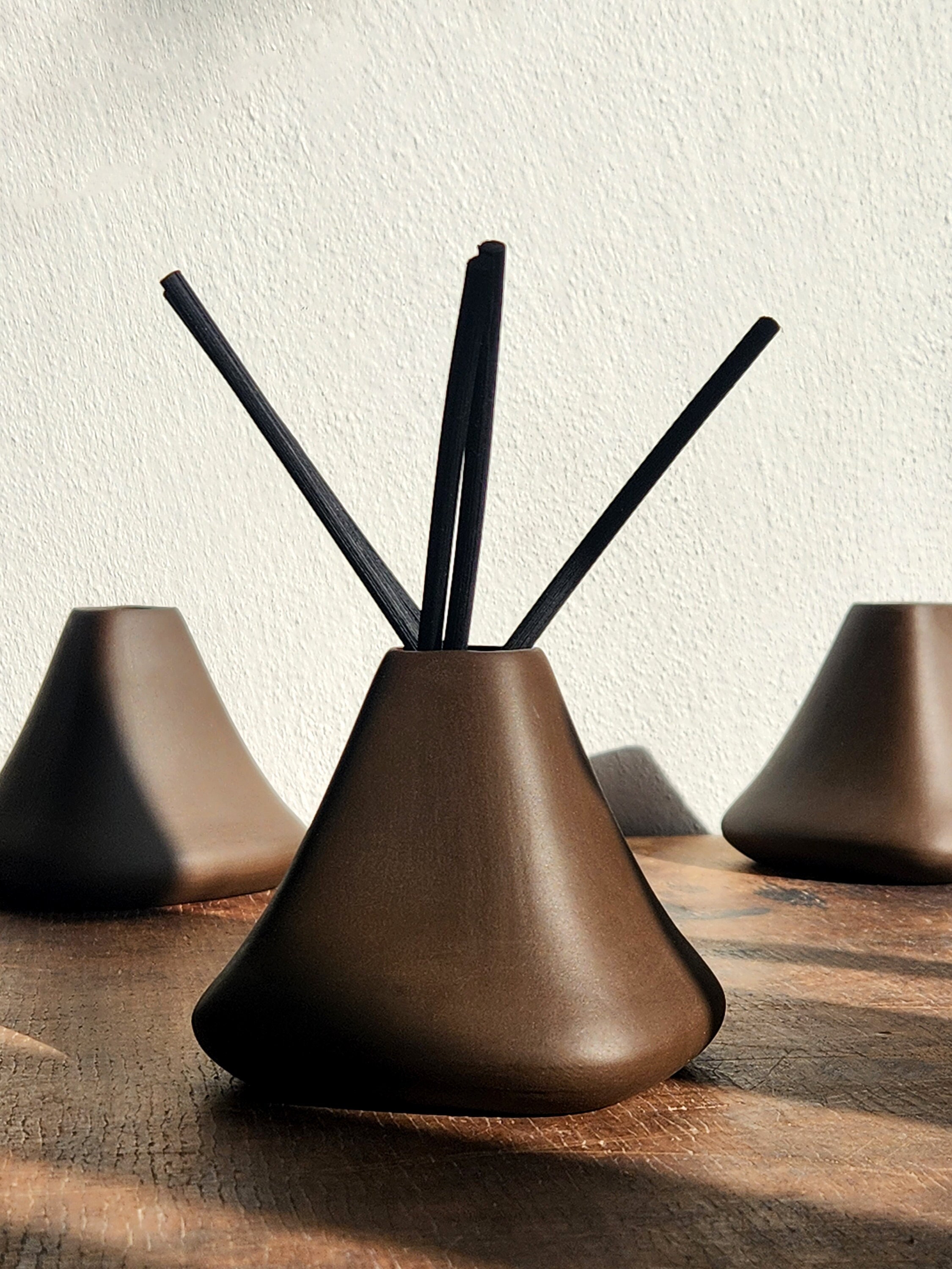 Ceramic Reed Diffuser, Modern Handmade Aromatherapy Diffuser, Reed ...