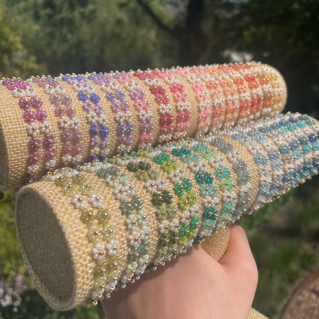 Flower Bracelet | Bead Bracelet | Seed Beed Flower Bracelet | Daisy ...