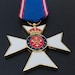 British ROYAL VICTORIAN ORDER Replica Royal Medal Superior Quality 1896 ...